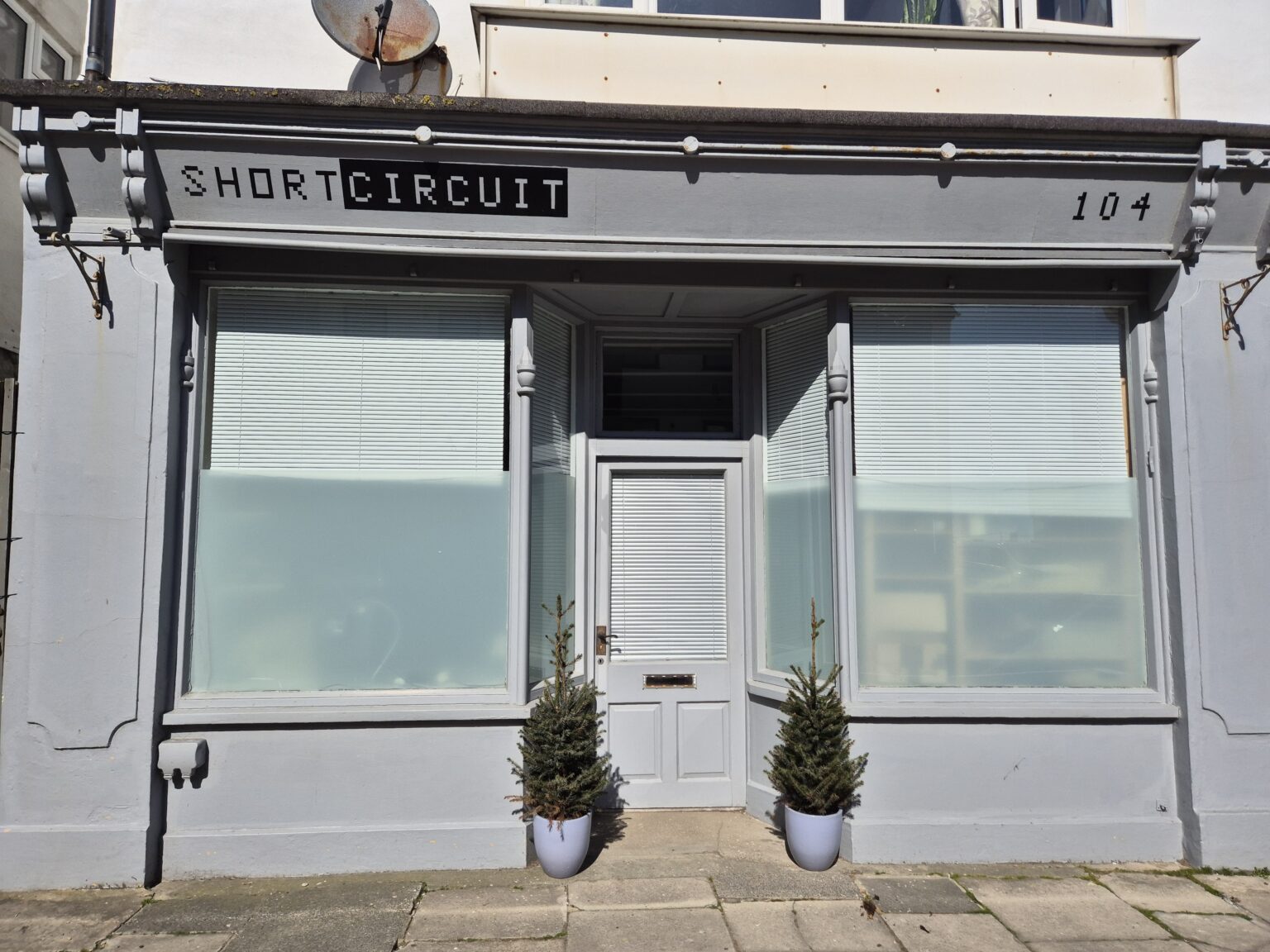 - Short Circuit - Sandgate